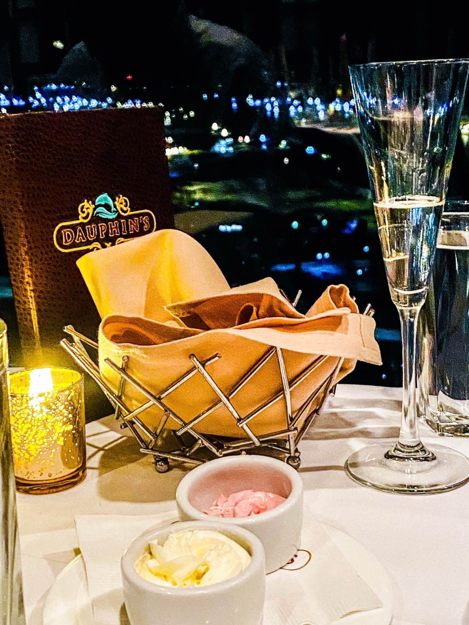 7 Top Things To Do In Mobile, AL: 21 Best Restaurants, & 1 Amazing Hotel